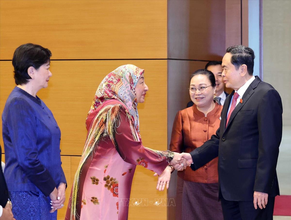 Chủ tịch Quốc hội Trần Thanh Mẫn tiếp Đại sứ, Đại biện các nước ASEAN ...