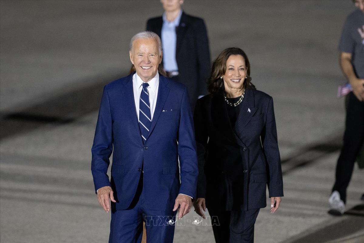 Bà Kamala Harris chính thức trở thành ứng cử viên Tổng thống của đảng ...
