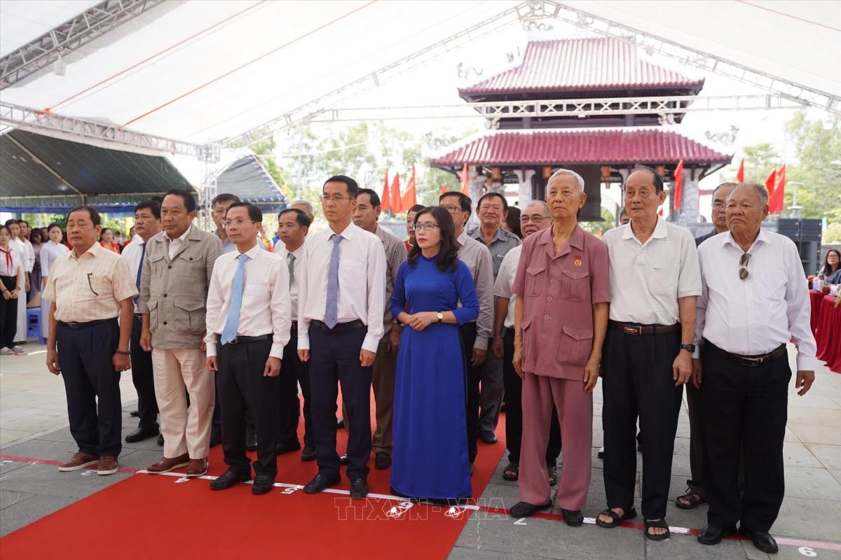 Trang trọng Lễ giỗ nữ Anh hùng Lực lượng vũ trang nhân dân Võ Thị Sáu